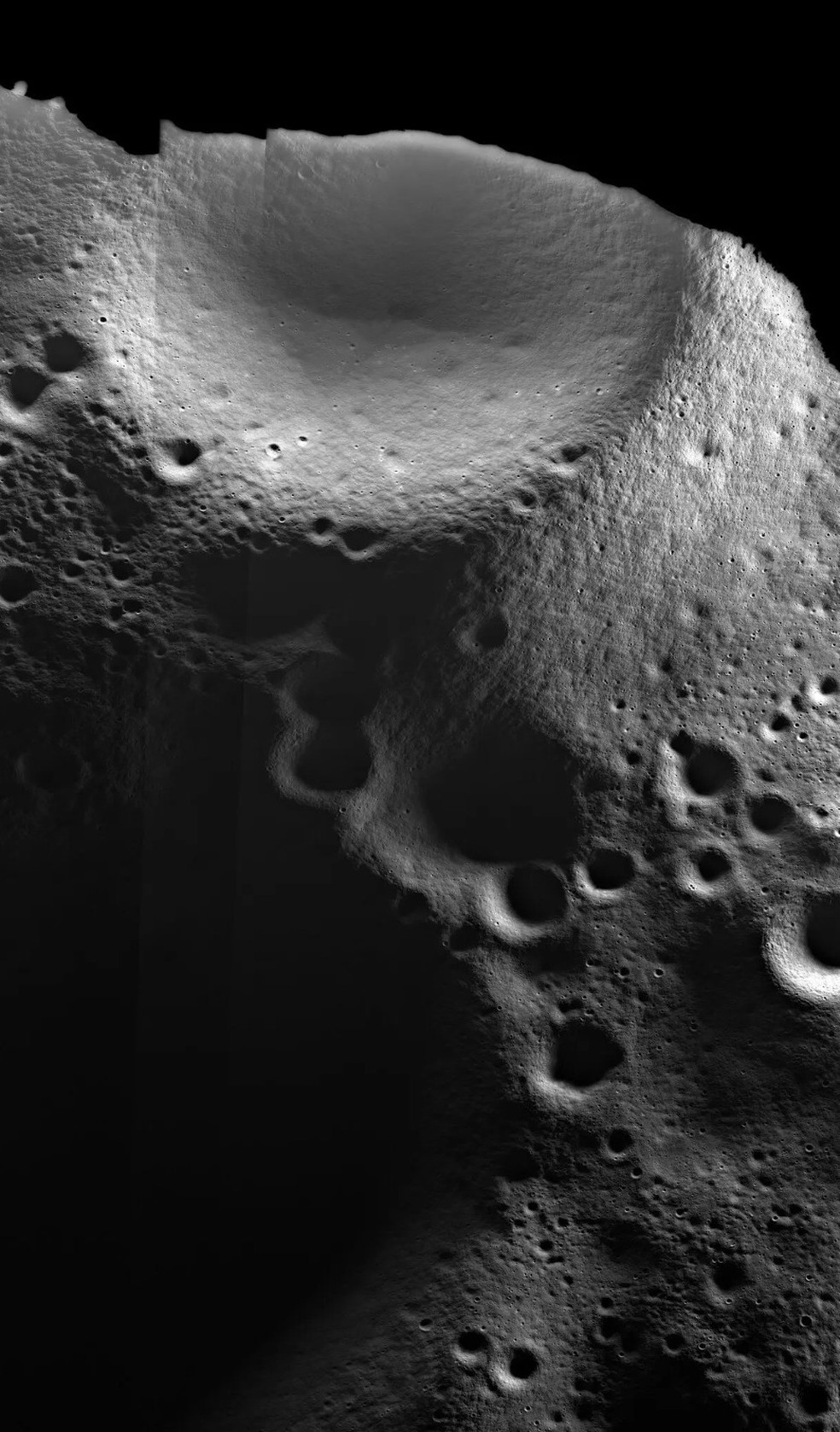 Mar de escuridão: Câmera da Nasa registra como é interior da cratera ...