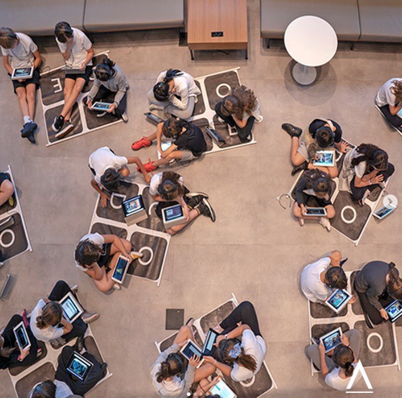 Imersão Em Inglês E Campus De 40 Mil M Conheça A Escola Mais Cara Do