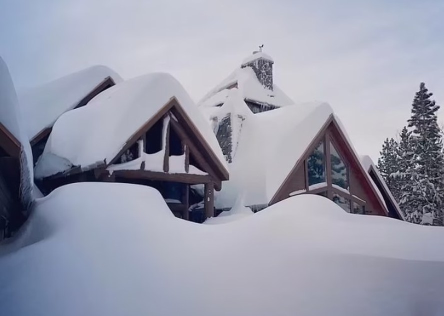 Estúdio e coleção de carros: como é o rancho em que Jeremy Renner se ...