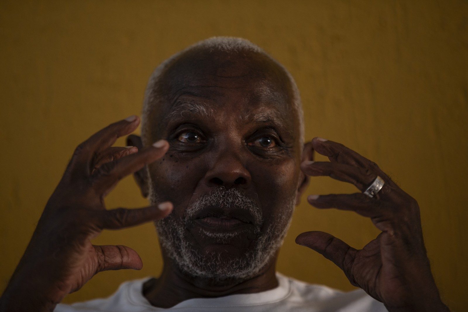 'Minha cabeça agora está legal. Antes, estava terrível', diz Cláudio ...