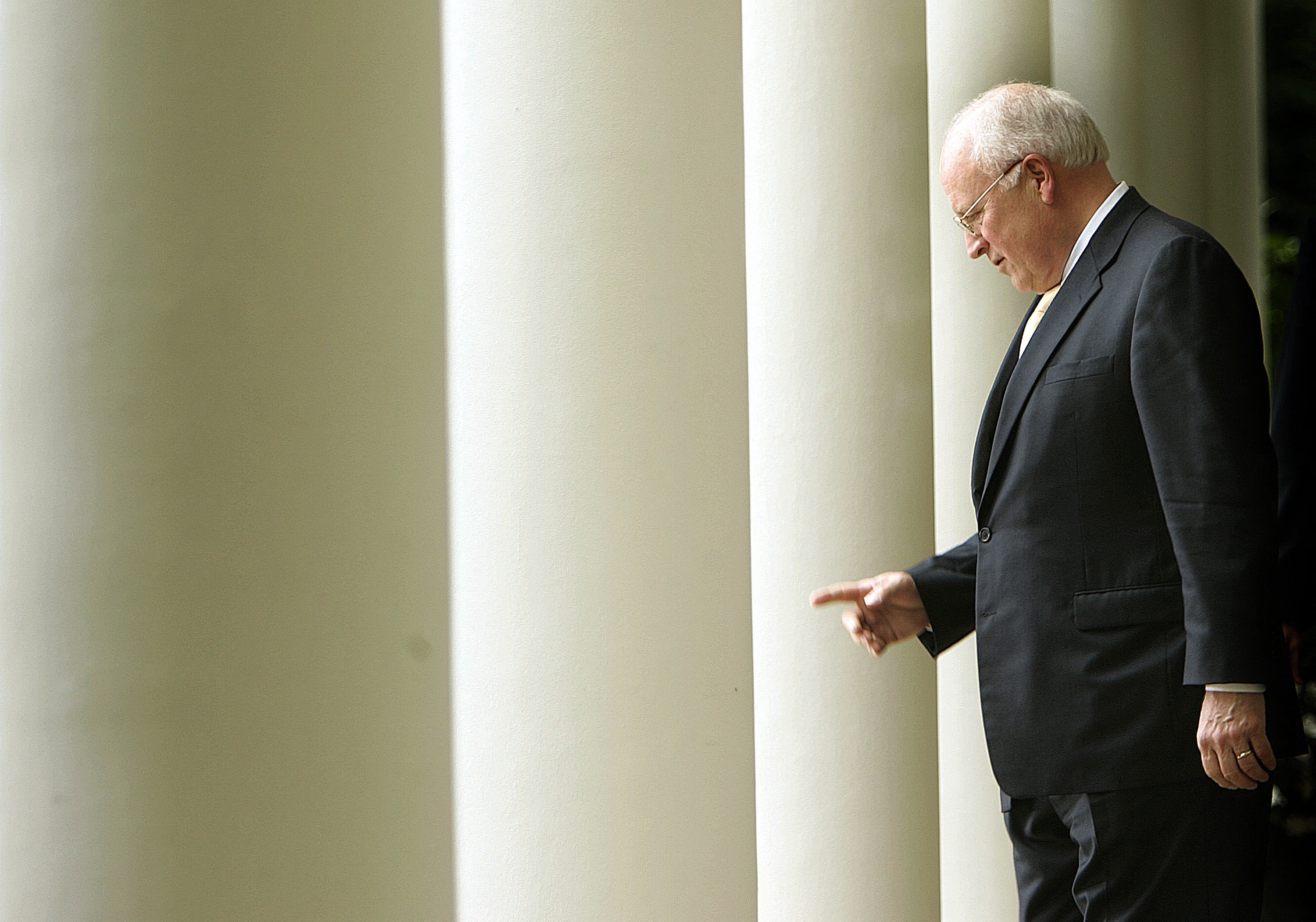 Funeral do vice-presidente dos EUA Dick Cheney é marcado por presenças ...