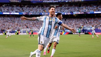Argélia apresenta queixa à Fifa após cartão vermelho não dado a Messi ...