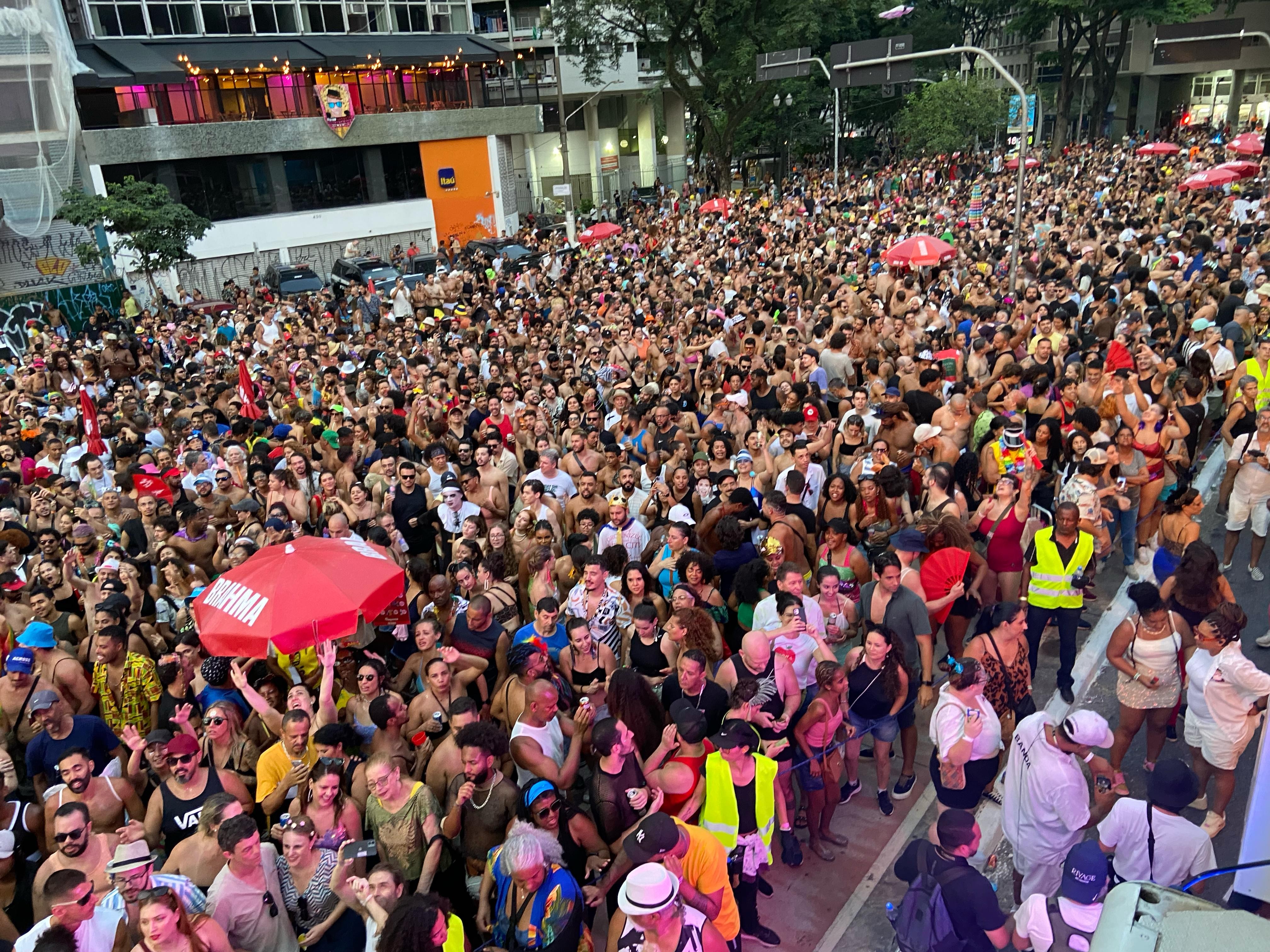São Paulo promete 'maior carnaval do Brasil' com 627 blocos e impacto ...