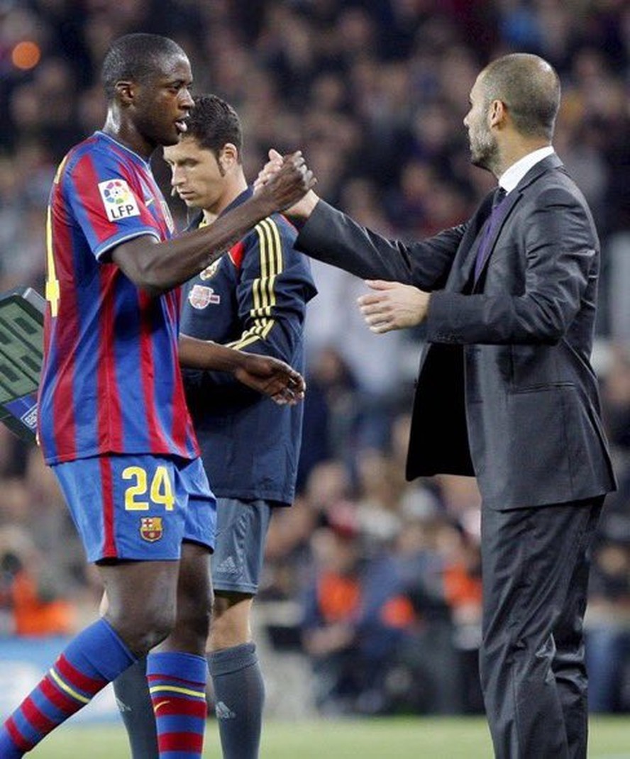 'Não vejo um homem, vejo uma cobra': ex-jogador Yaya Touré volta a ...