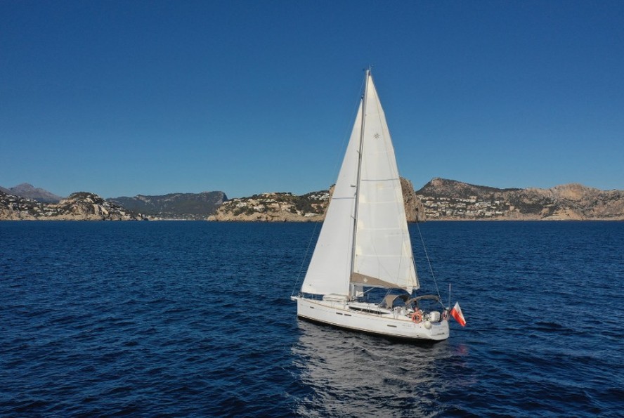 Veleiro naufraga após ataque de orcas que durou 45 minutos, no Marrocos