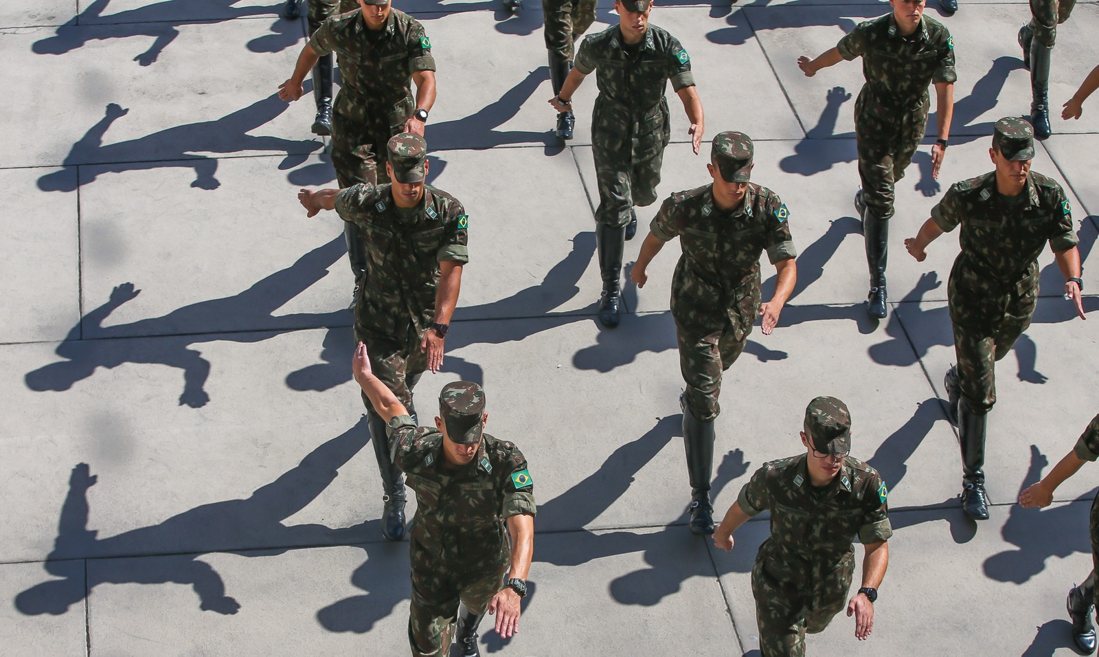 Militar da 1ª turma feminina da Aman está cotada para ser general ...