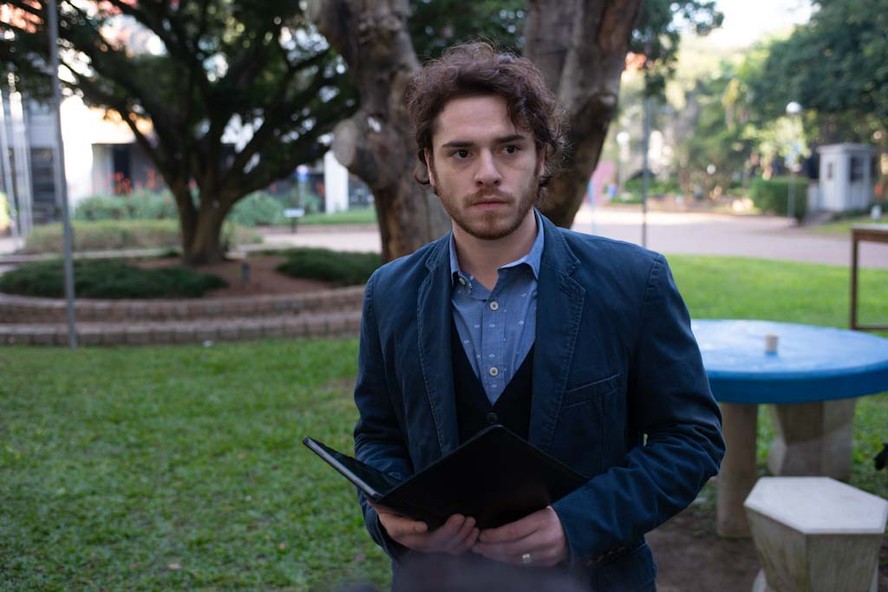 Premiado em festival nos EUA, ator Nicolas Vargas está no elenco de ...