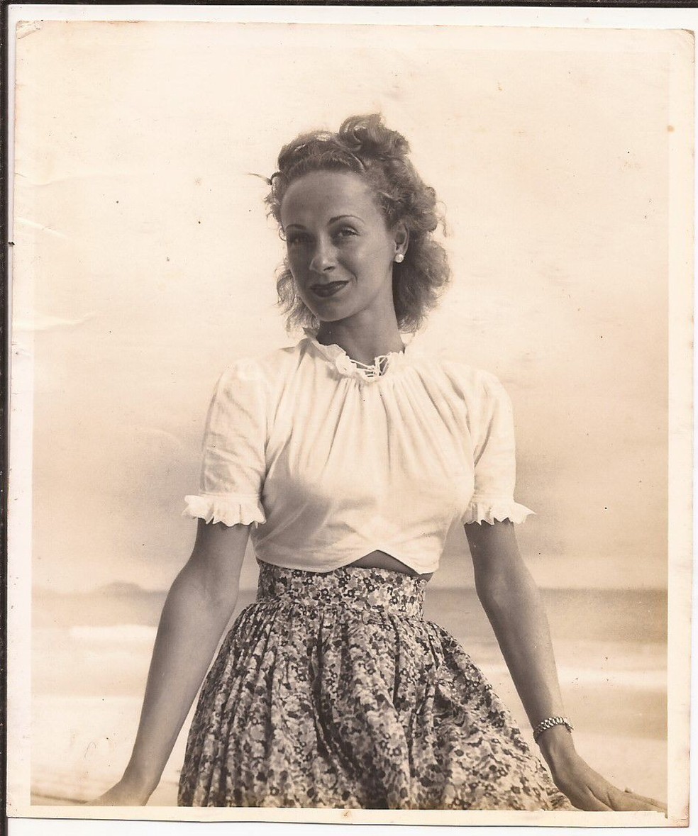 Bailarina francesa que fugiu das tropas de Hitler e hoje tem 100 anos ...