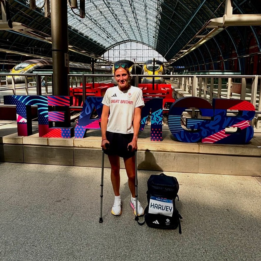 Corredora britânica revela ter participado da maratona de Paris-2024 ...