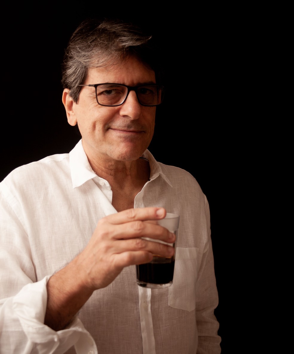 Novo show de Chico Adnet tem roteiro criado em parceria com o filho ...