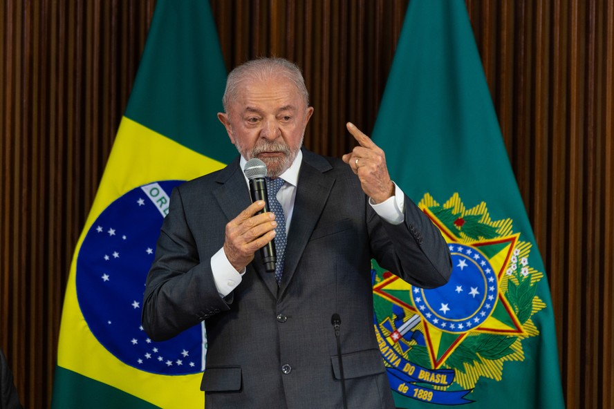 Na reunião ministerial, um fato inédito: nenhuma bronca de Lula