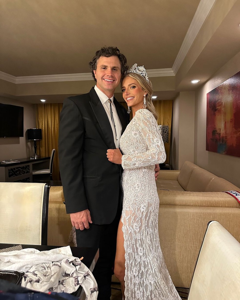 'Rainha das esposas tradicionais': conheça Hannah Neeleman, que cria 8 ...