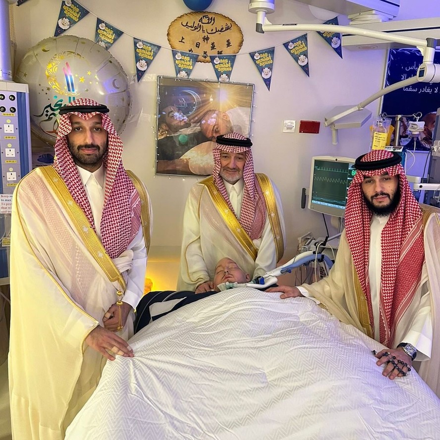 ‘Príncipe adormecido’: saiba quem era o jovem da realeza saudita que passou 20 anos em coma