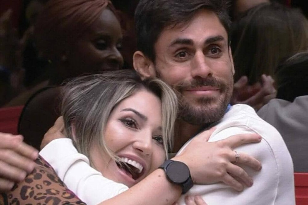 Ex-BBB Amanda Meirelles rebate críticas e cita 'make pesada' após ...