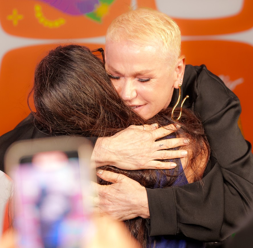 'Que show da Xuxa é esse': apresentadora e fã que viralizou se encontram no Rock in Rio