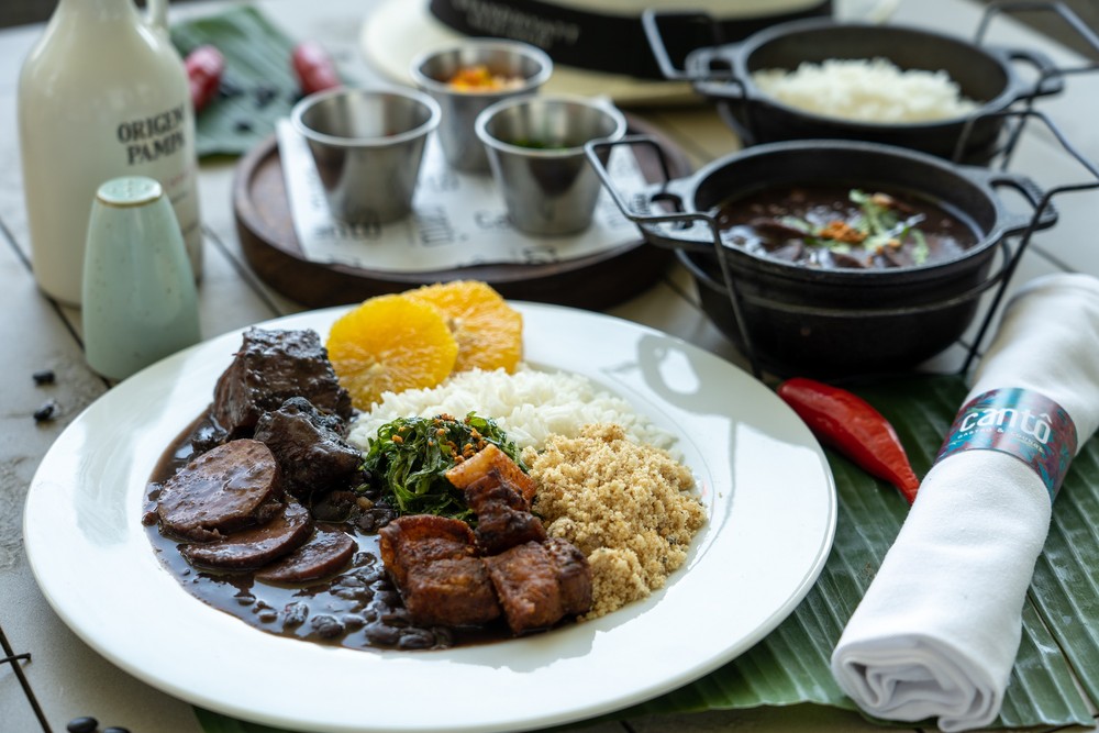 Sábado é dia de feijoada: veja quatro opções para almoçar e curtir o ...