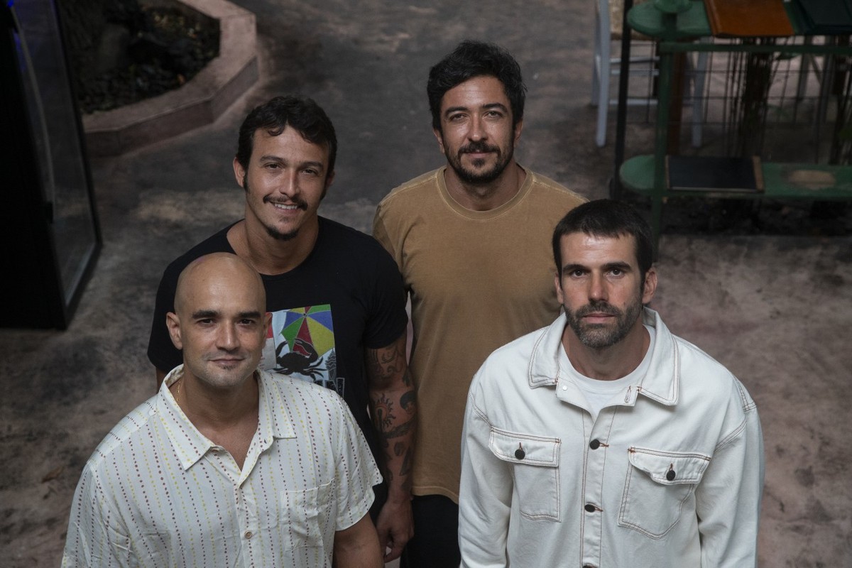 Forfun encerra turnê de reencontro com show no Rio, mas integrantes ...