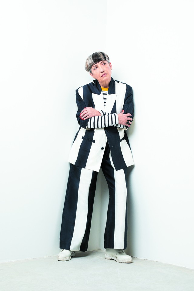 Às vésperas de completar 70 anos, Lenora de Barros vive intenso ciclo ...