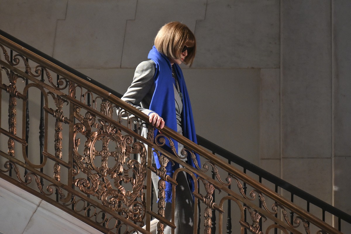 Anna Wintour deixa direção da edição americana da Vogue após quase 40 anos
