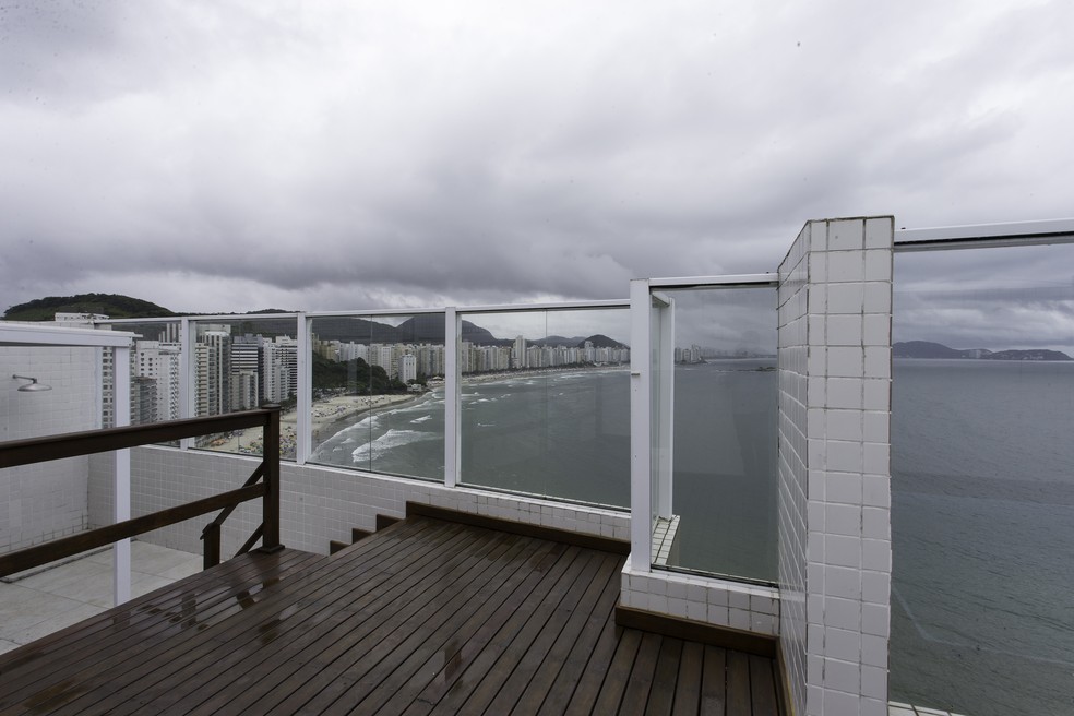 Tríplex do Guarujá, atribuído a Lula, vai ser sorteado neste sábado