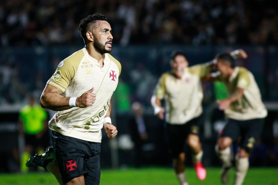 Payet renasce em noite de sustos e alívio do Vasco diante do Bahia ...