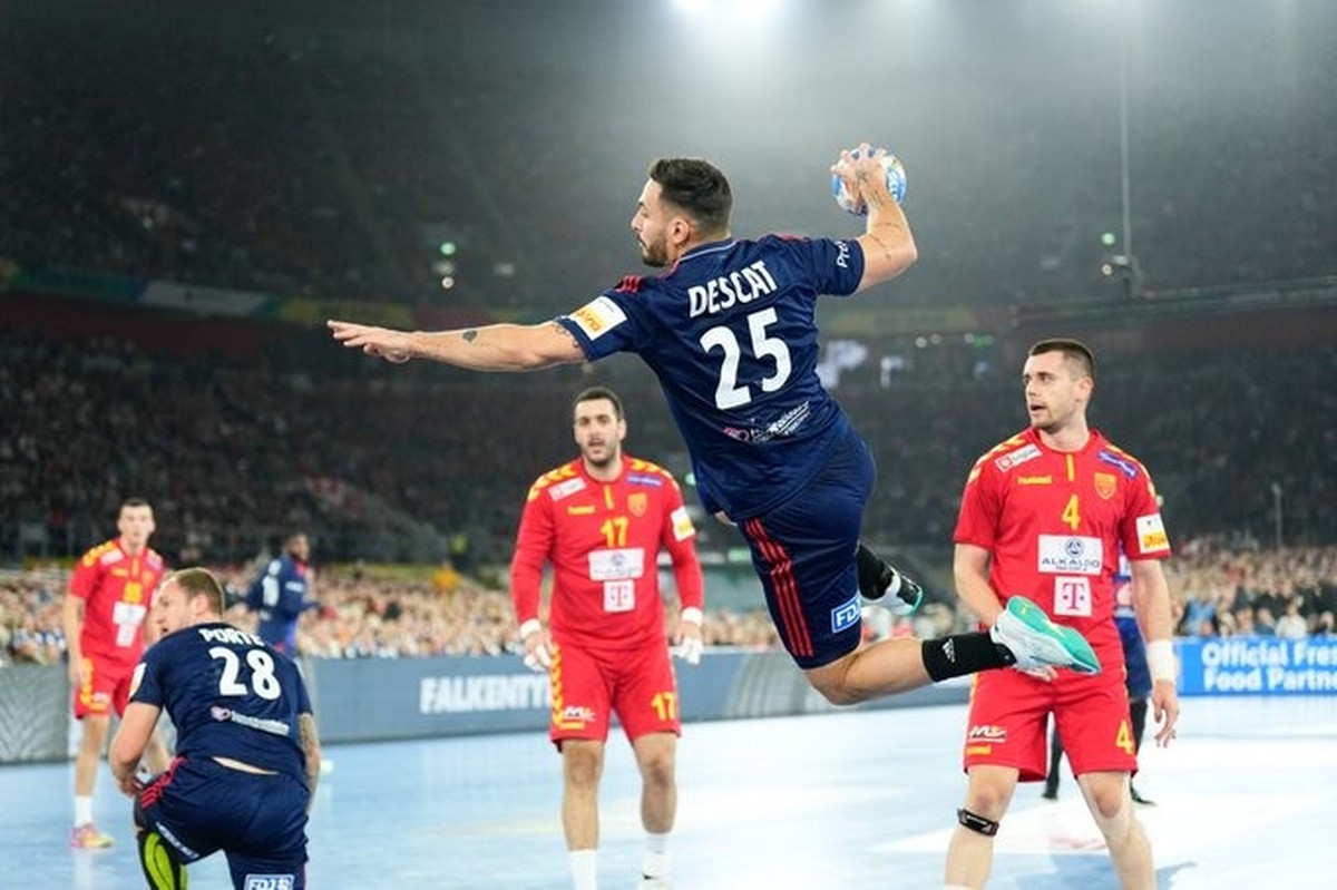 Partidas batem recordes de público na história do handebol; veja vídeo