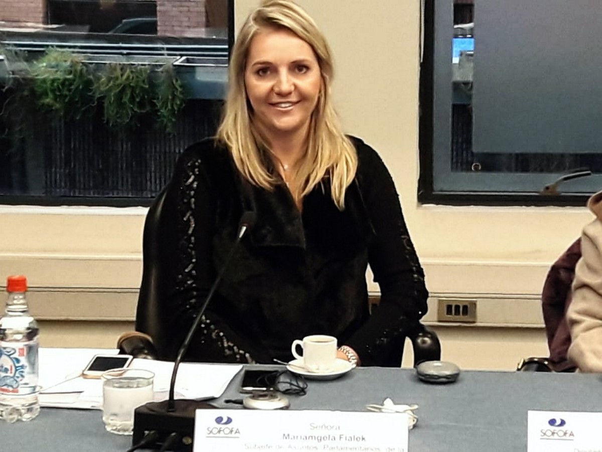 Assessora de Lira acumula cargo na Câmara e no conselho fiscal da ...