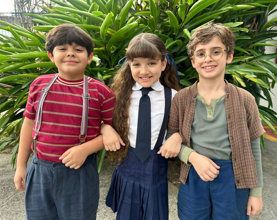 'Êta mundo melhor!': Simbá mente para Aladin sobre Anabela