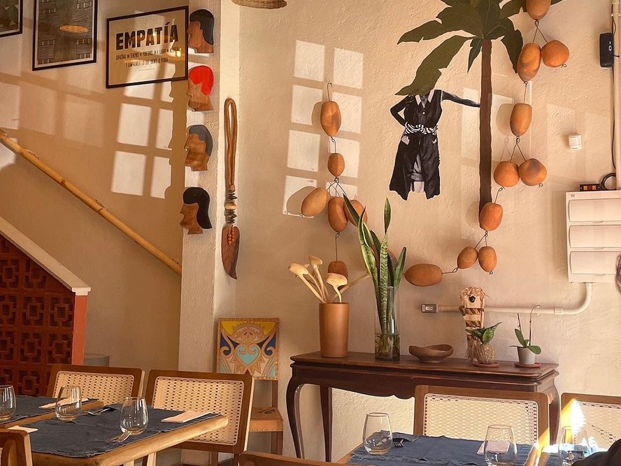 Nova casa de Kátia Barbosa, lanchonete de João Diamante e Açores no ...