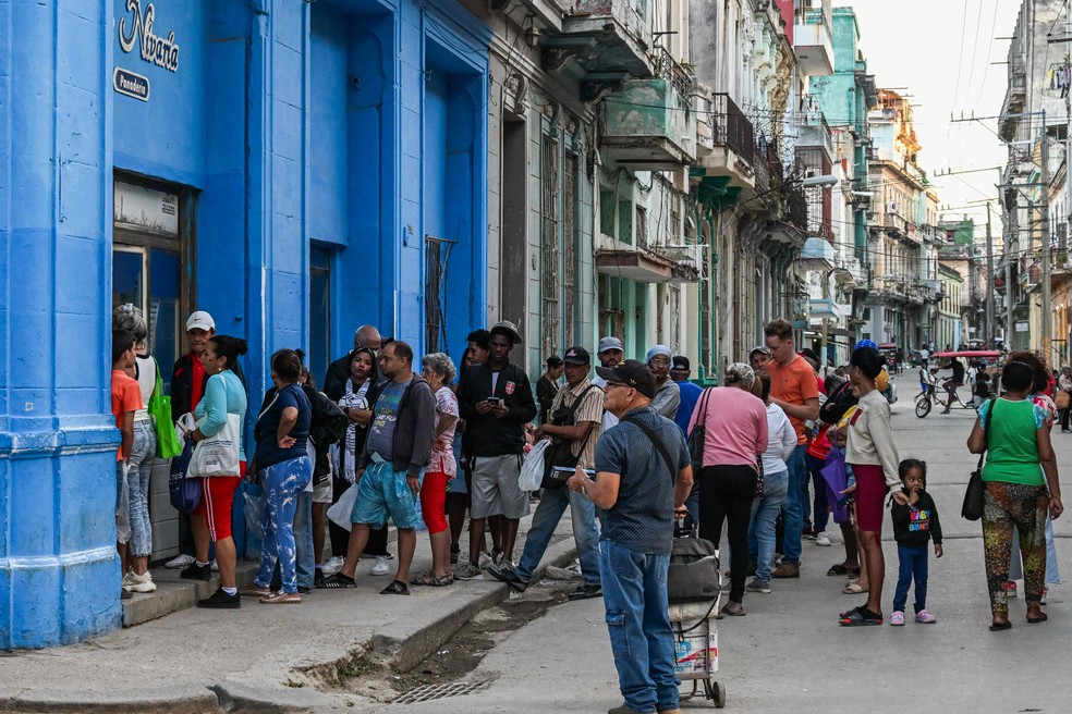 Cubanos se dividem sobre legitimidade de indiciamento de Raúl Castro ...