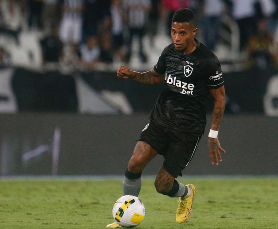 Mais uma profecia? Coincidência de títulos com chegada de Tchê Tchê ...