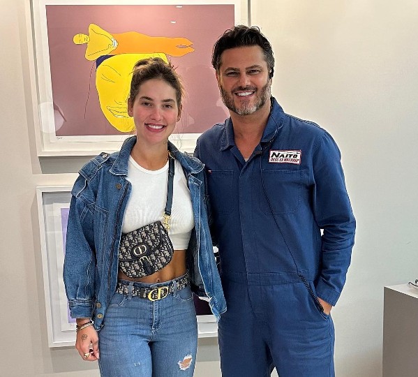 Dentista 'das estrelas' que colocou lentes nos dentes de Bolsonaro ...