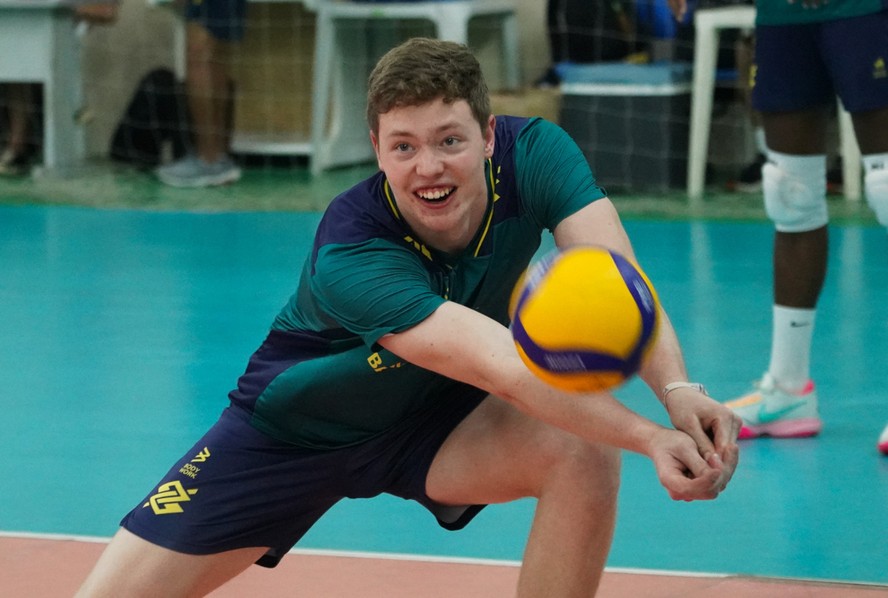 Conheça o ponteiro Lukas Bergmann, irmão de Júlia e novato na seleção ...