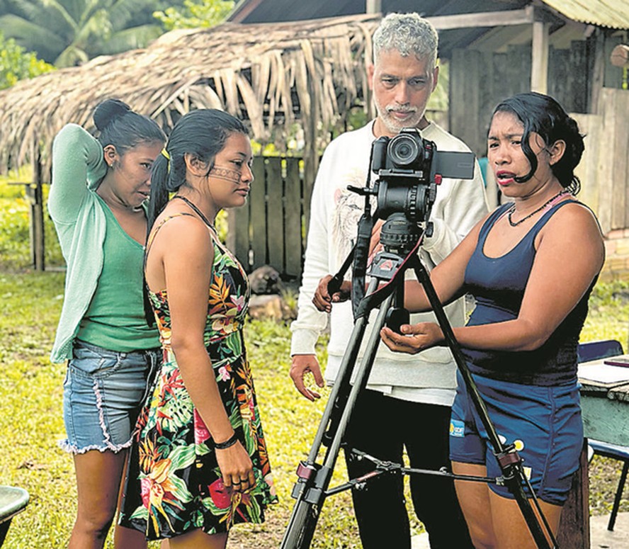 Novo documentário de Estêvão Ciavatta tem direção de mulheres indígenas