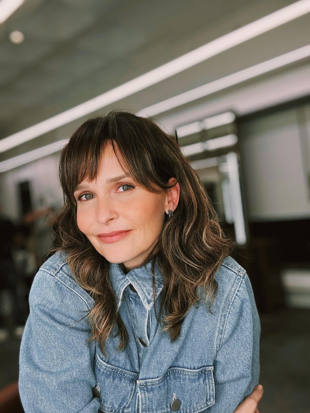 Fernanda Rodrigues muda visual para nova personagem