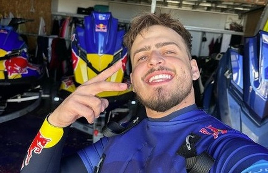 Destaque na 'Farofa da Gkay': conheça 'Jon Vlogs', influenciador que ...