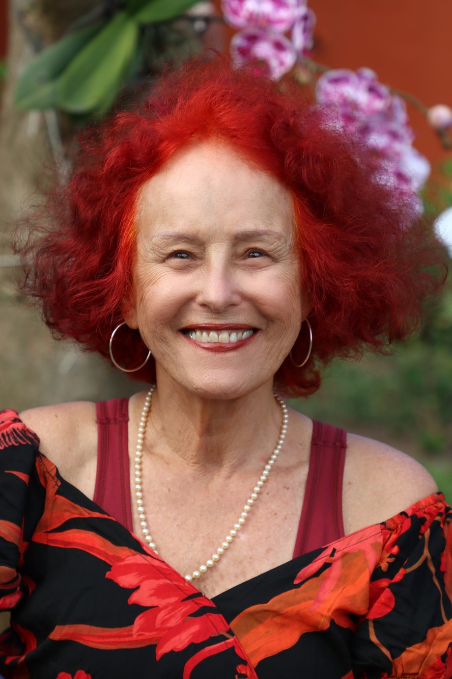 Um ano após perder o braço em ataque de pitbulls, Roseana Murray fala ...