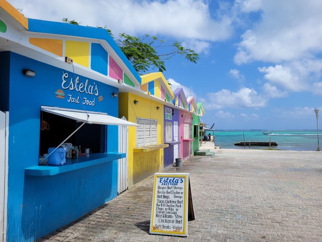 Belize: conheça o país que combina o azul do Caribe e o verde das ...