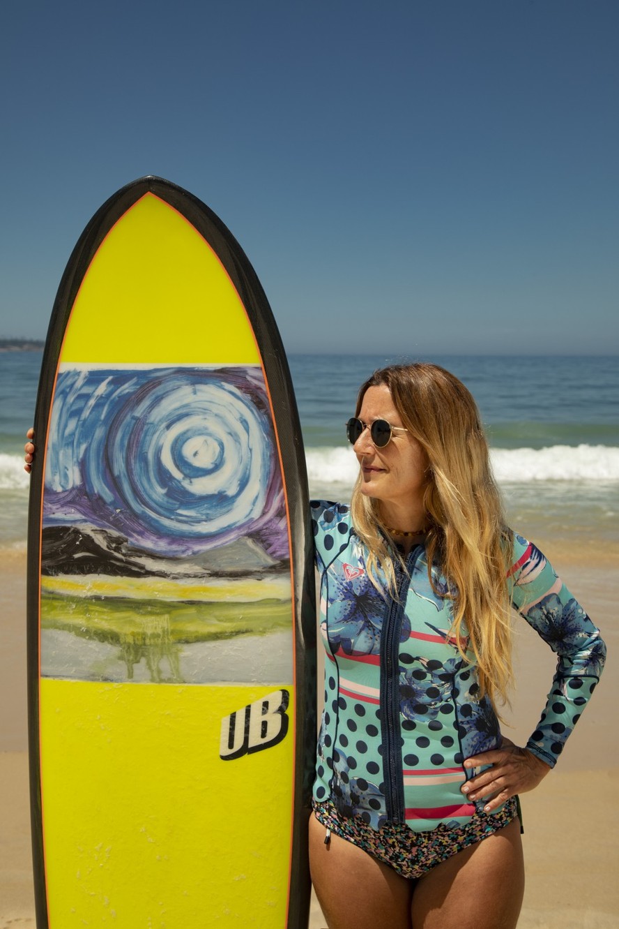 Mulheres de mais de 50 anos assumem o cabelão como símbolo de liberdade