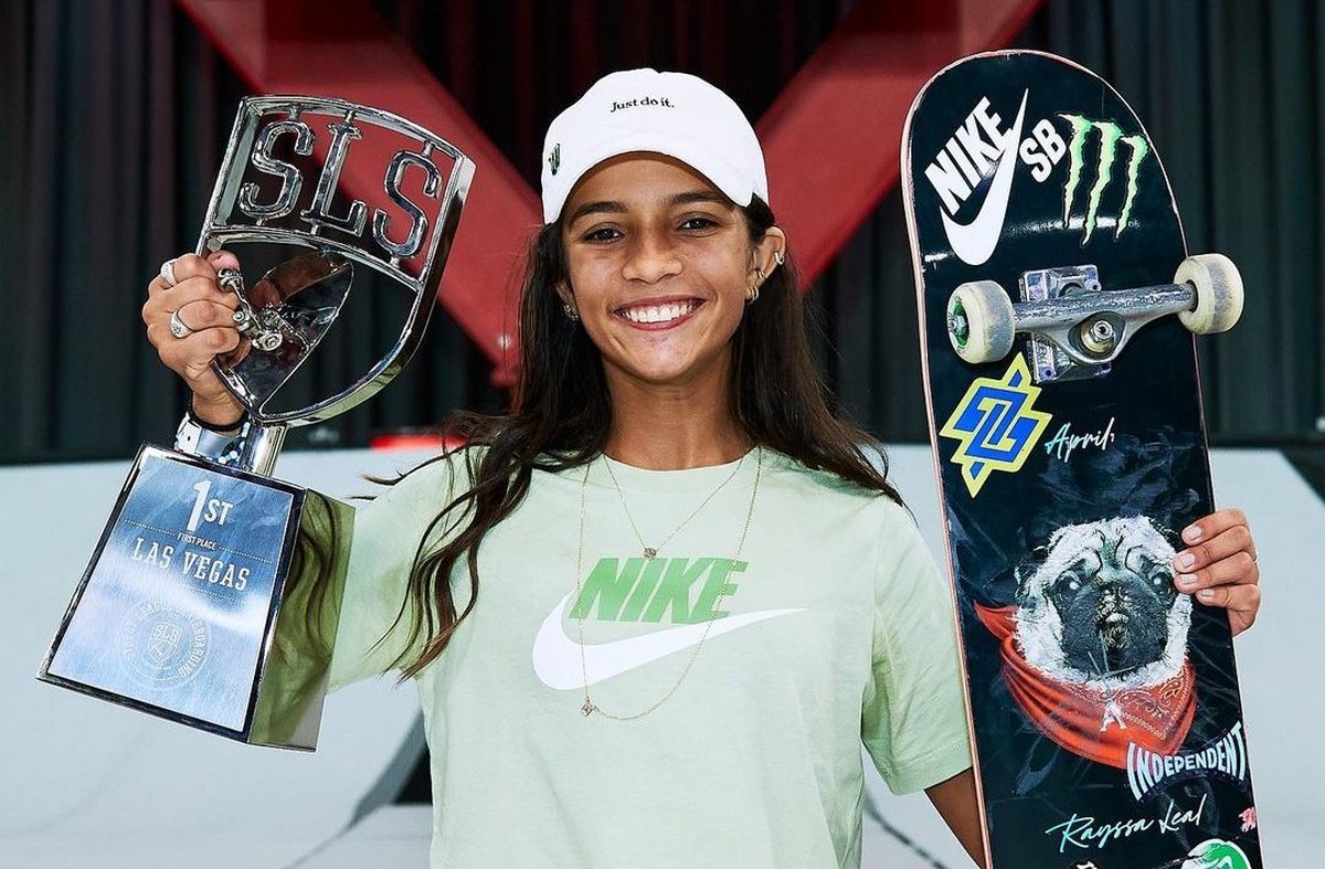 Rayssa Leal é premiada com o Faz Diferença na categoria Esportes