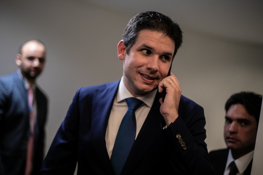 Um dia após encontro com Lira, Lula se reúne com Hugo Motta na Granja ...