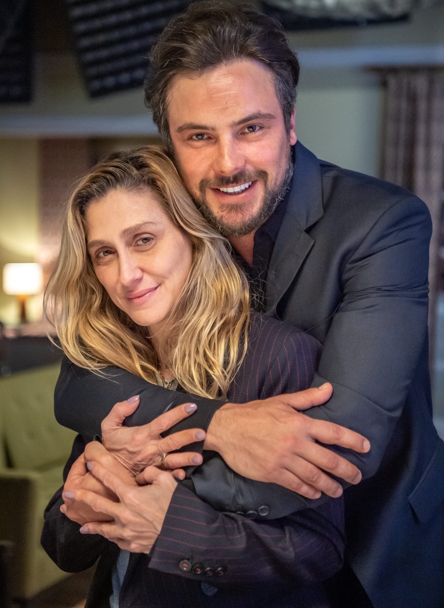 'Elas por elas': Sergio Guizé será marido infiel de Deborah Secco