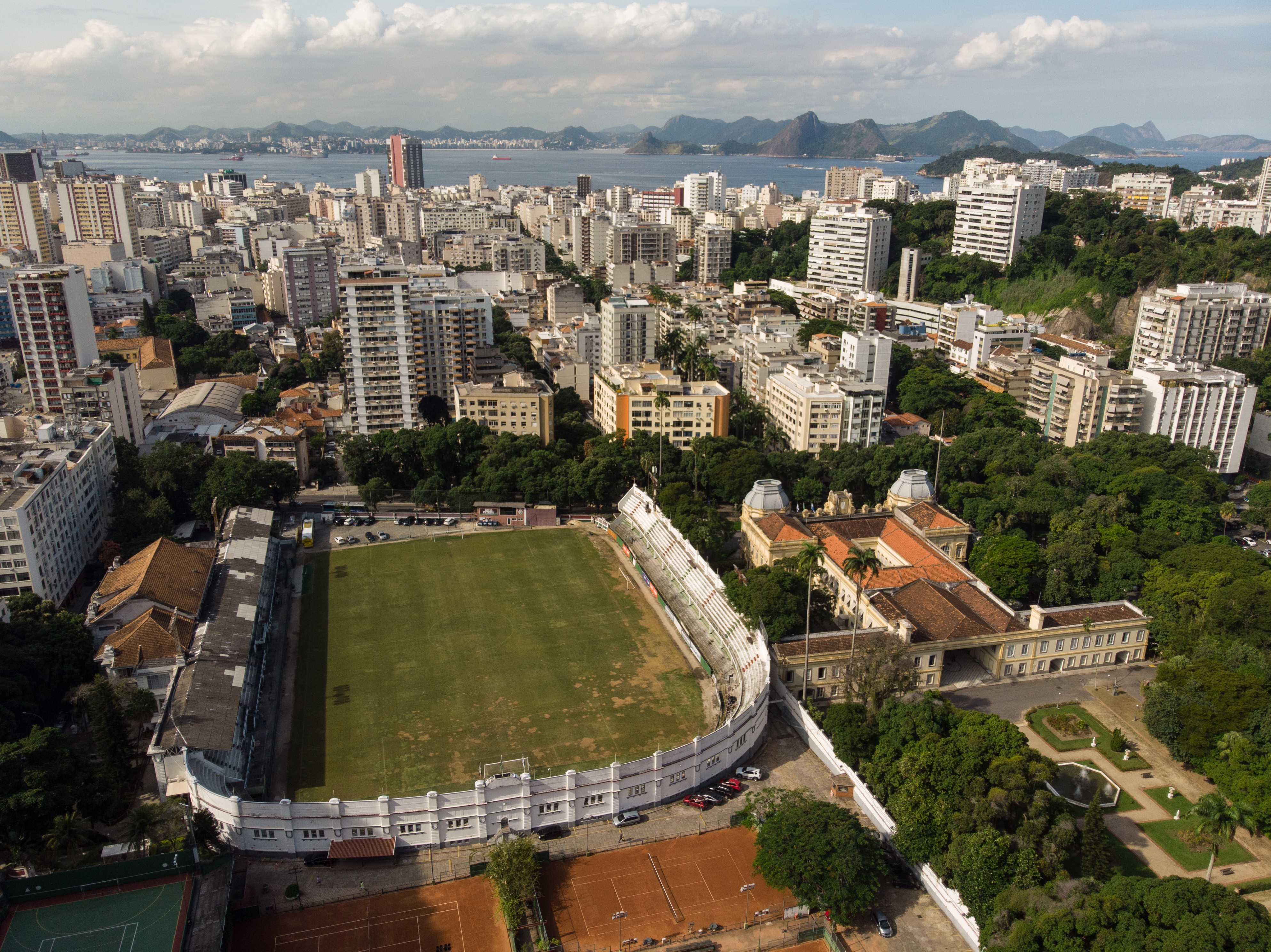 Proposta permite que melhorias do Fluminense transfiram 103 mil m² de ...
