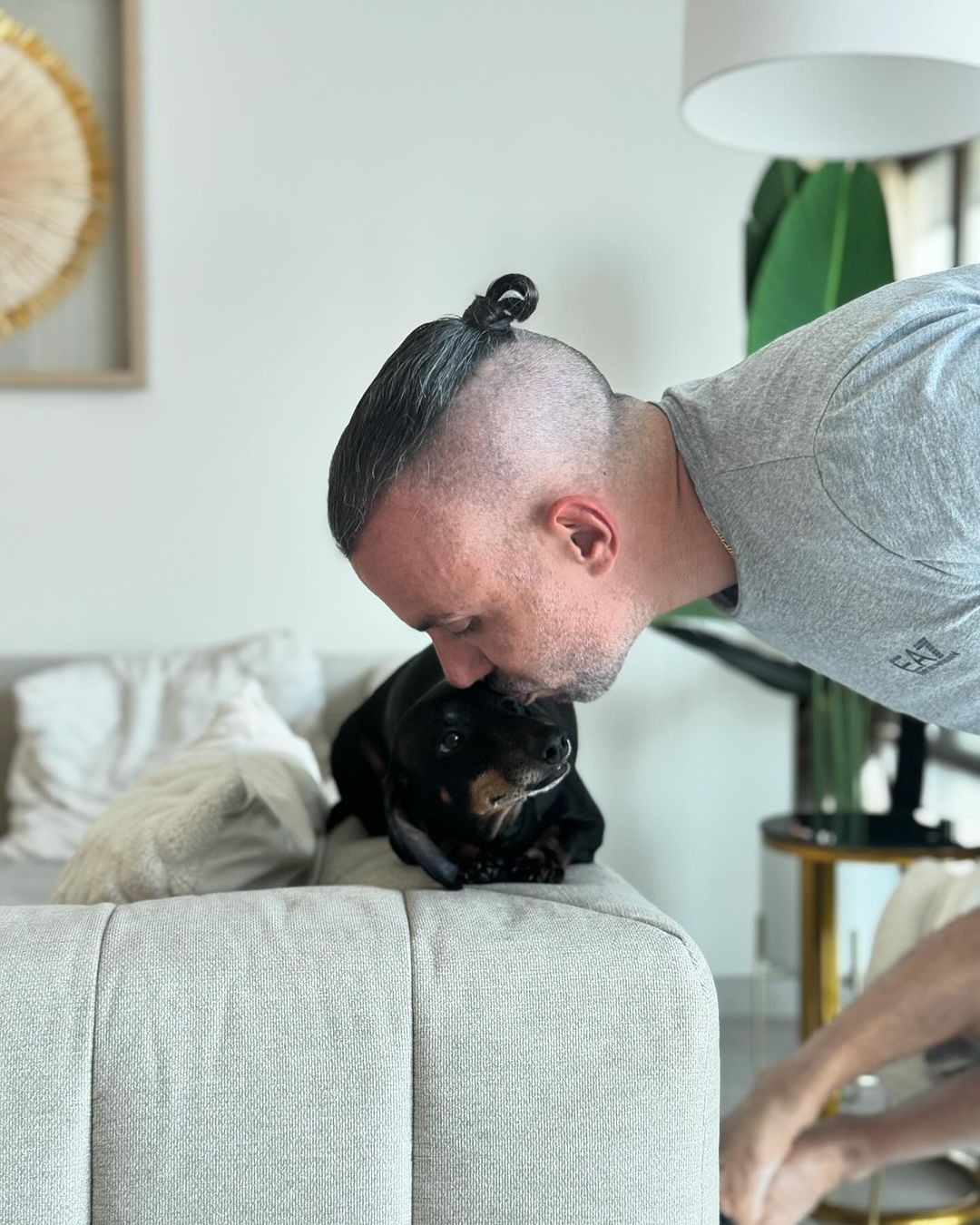 Com barriga trincada, Kelly Key faz vídeo na academia e incentiva fãs ...