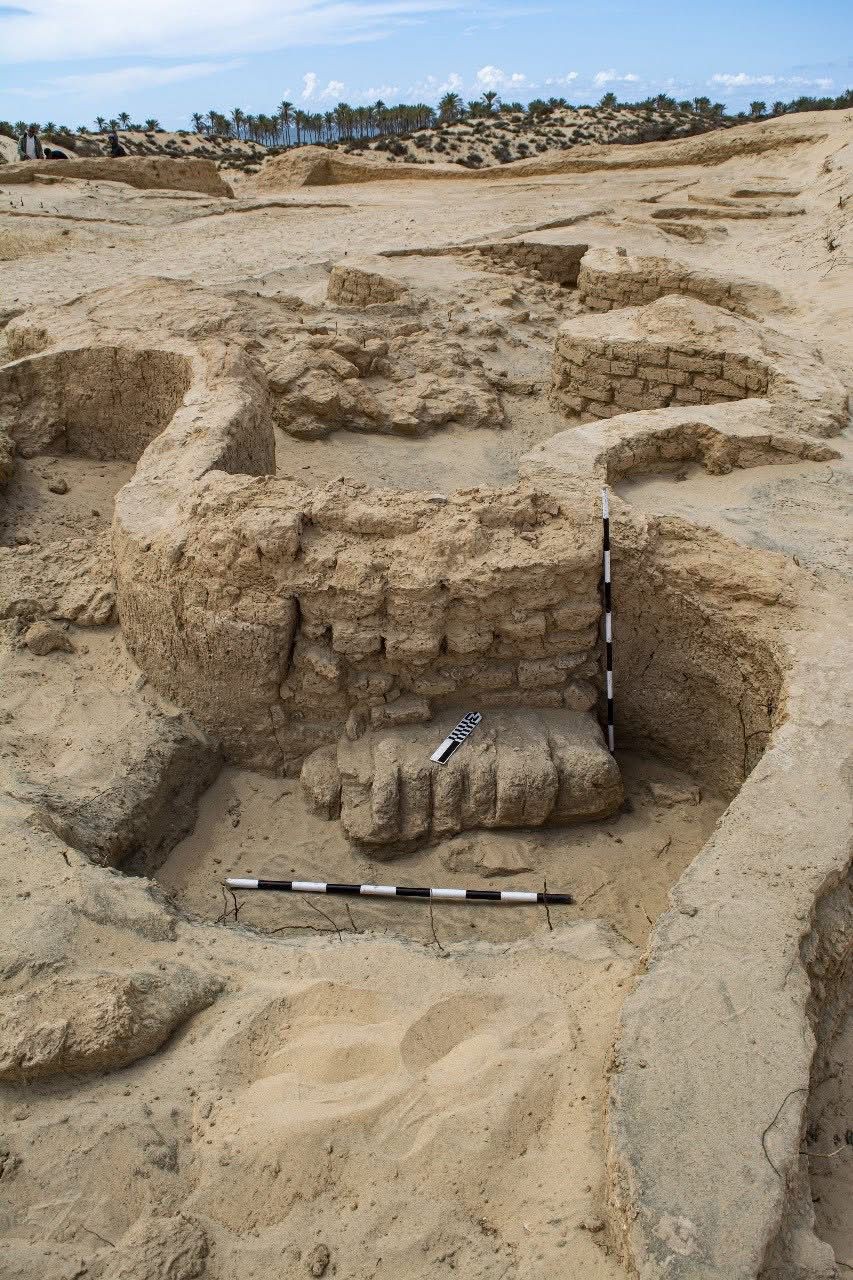 As muralhas de Moisés? Arqueólogos descobrem fortaleza de 3 mil anos no Egito com novas pistas ...
