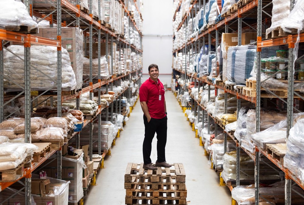 Casas Pedro: como lojinha da Saara virou rede com 65 unidades e 106 marcas próprias, de mel a ...