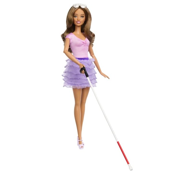 Mattel lança primeira Barbie deficiente visual, e a nova Barbie com ...