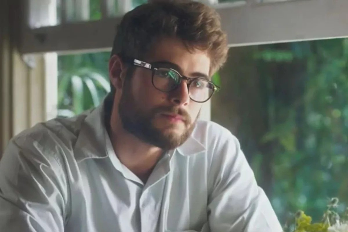 ‘Terra e paixão’: Hélio rompe com Agatha e revela plano