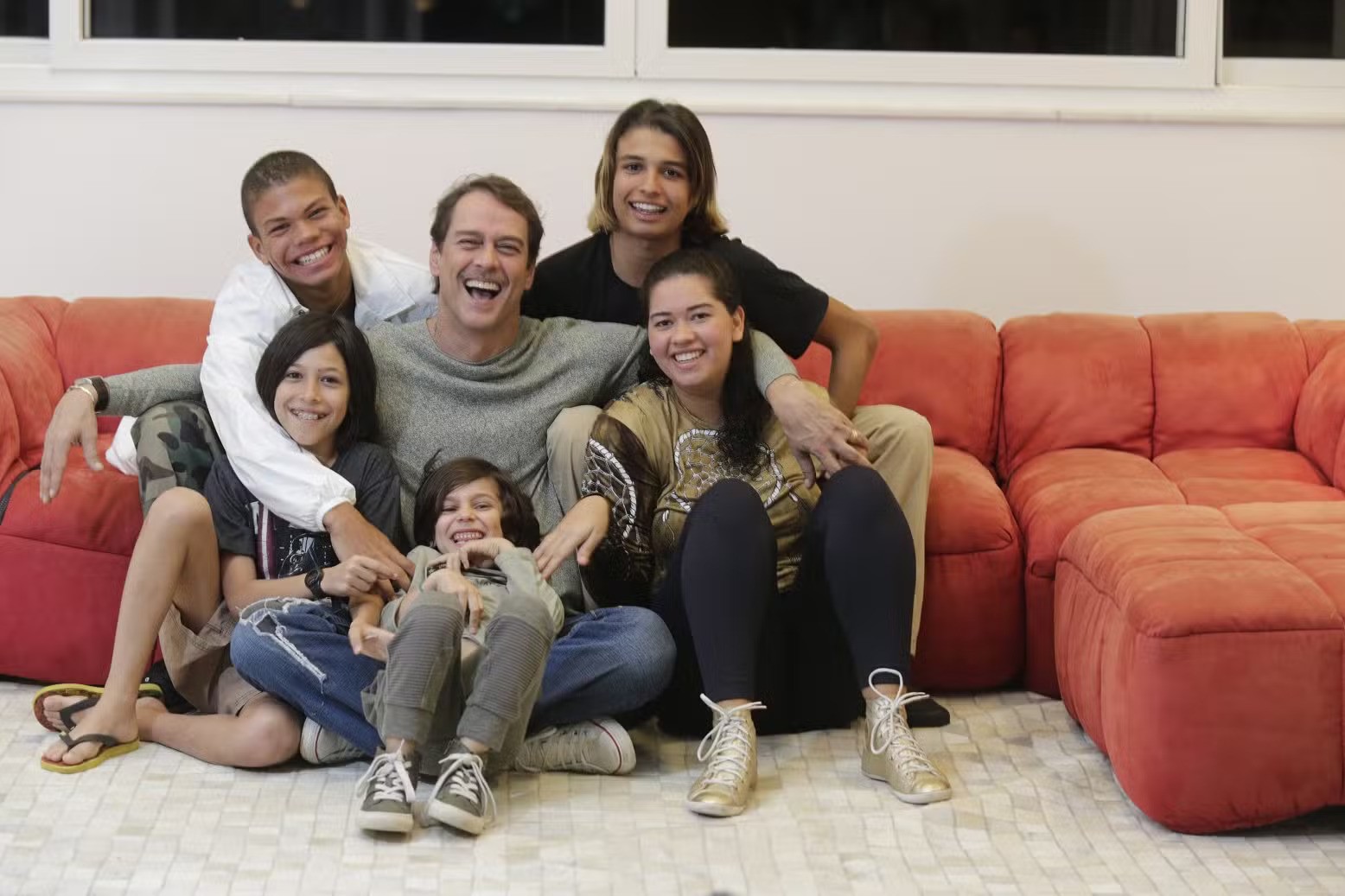 Saiba quem são os cinco filhos de Marcello Antony, que viralizou esta ...