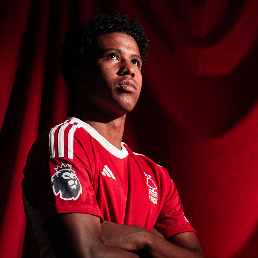 Chelsea anuncia empréstimo de Andrey Santos ao Nottingham Forest por ...